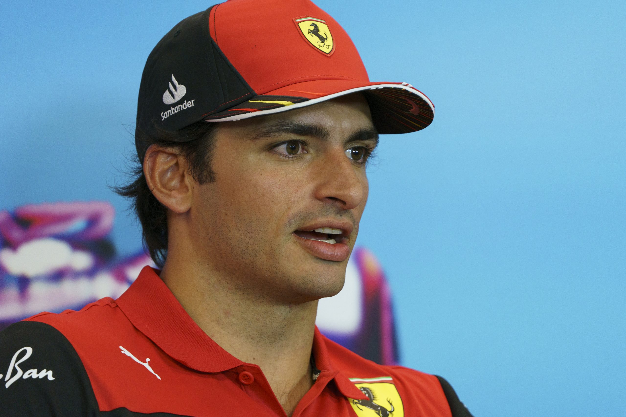Sainz domina los primeros libres