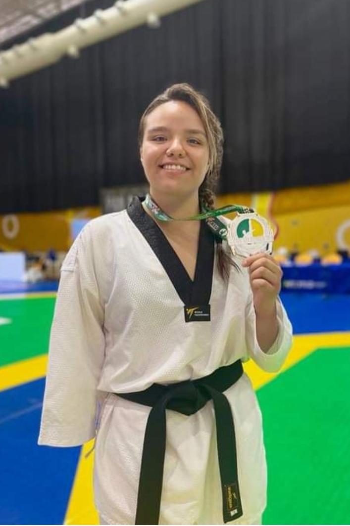 Fernanda Vargas se motiva para ir a Manchester