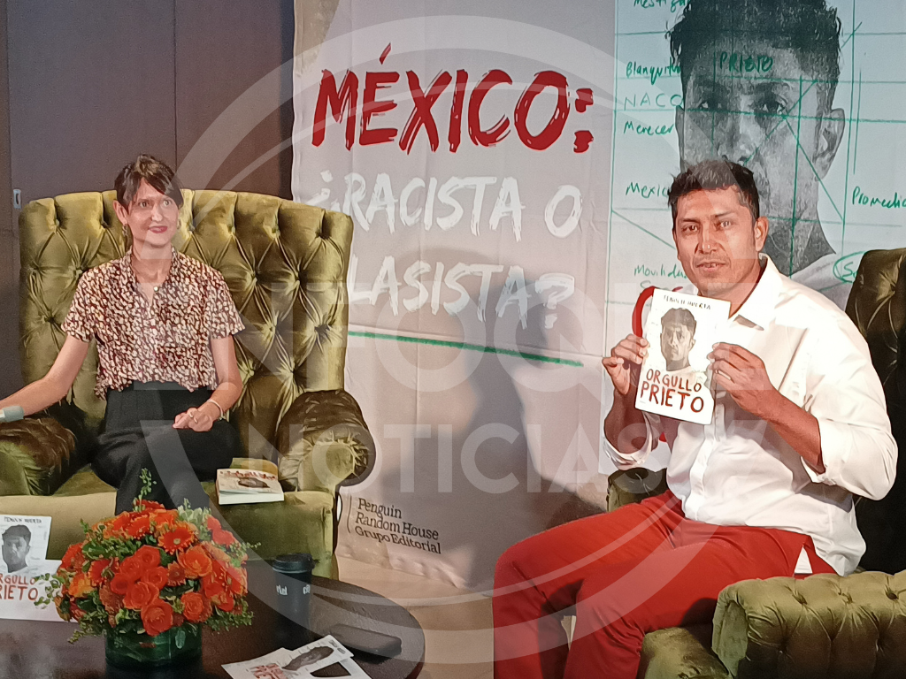 Tenoch Huerta presenta su Orgullo Prieto