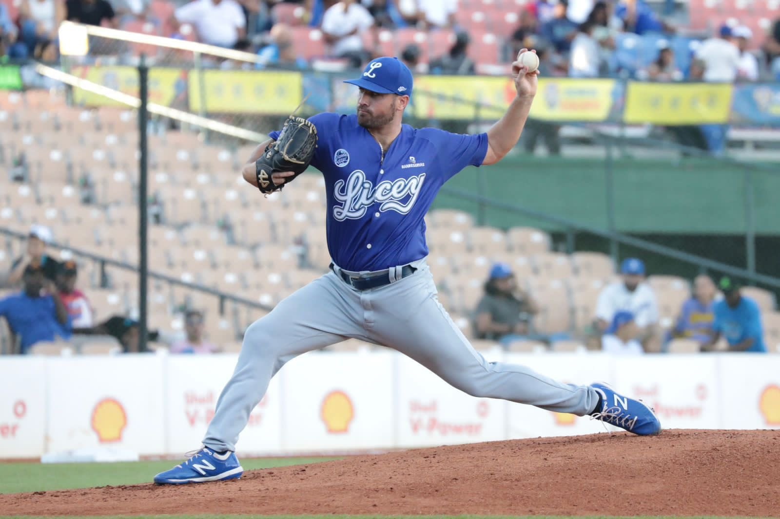 Steve Moyers llega a Diablos Rojos