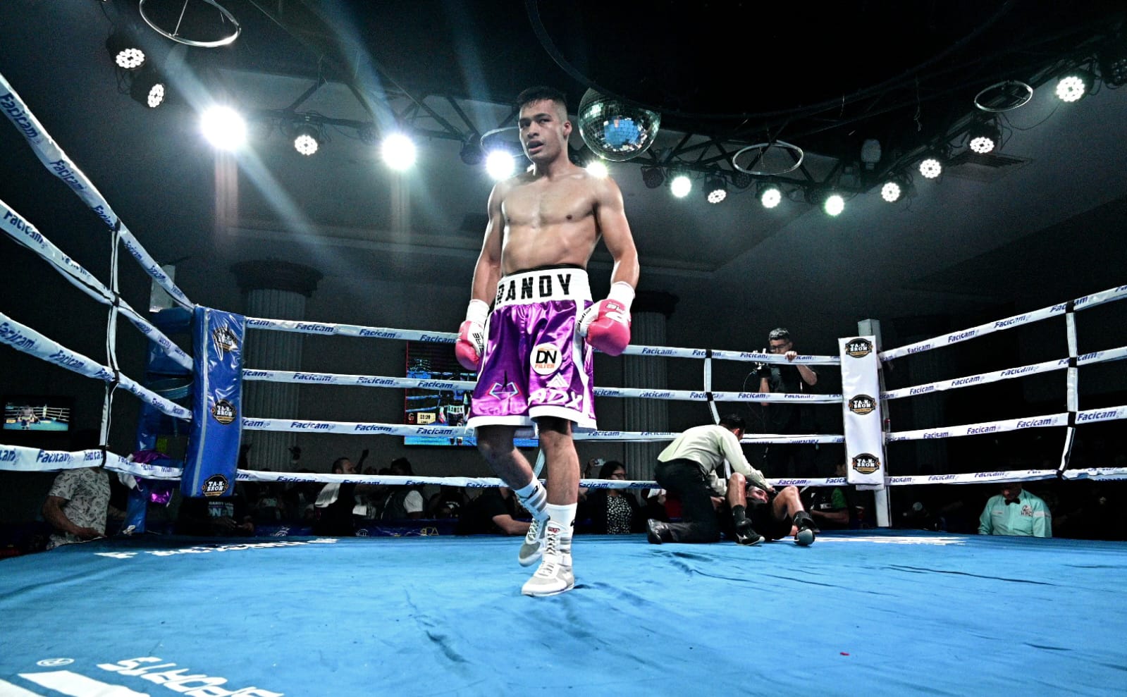 Randy León se luce con nocaut sobre Rogaciano Guerrero en “Neza Fight ...