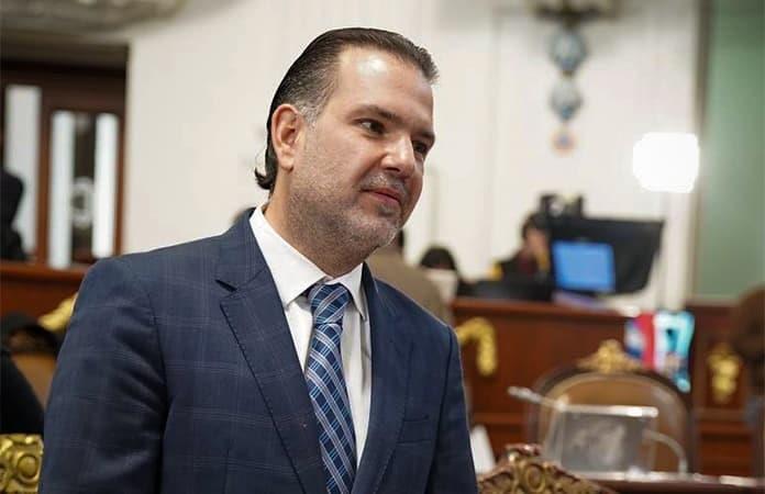 Christian Von Roehrich obtiene una suspensión para evitar la difusión ...