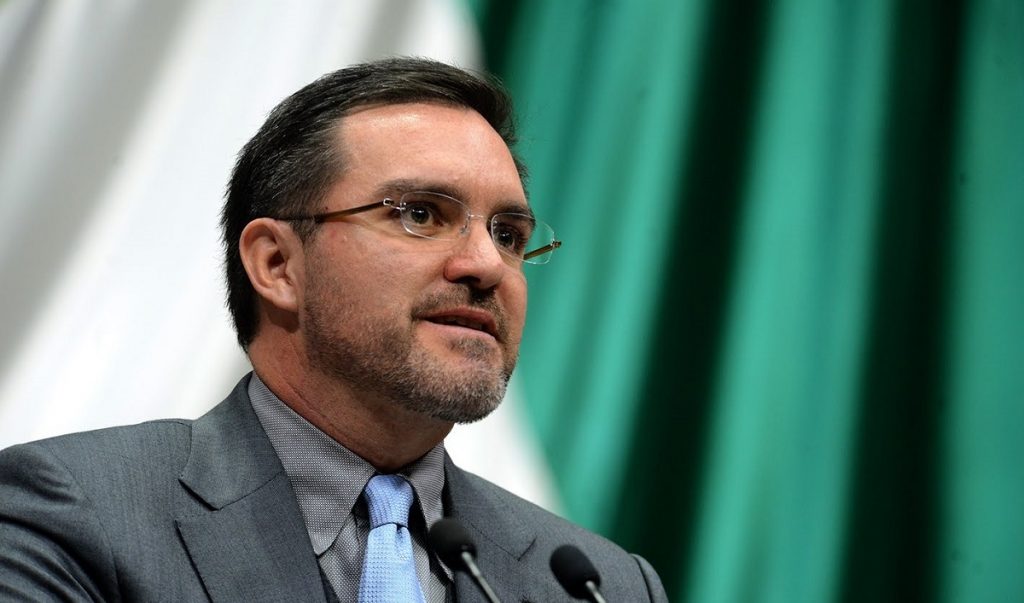 Este fue el llamado de Federico Döring al Gobierno capitalino