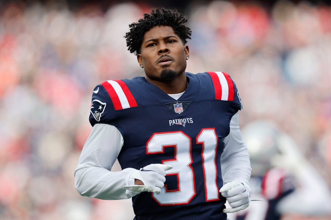 Jones dice que los Pats necesitaban a González - Enfoque Noticias