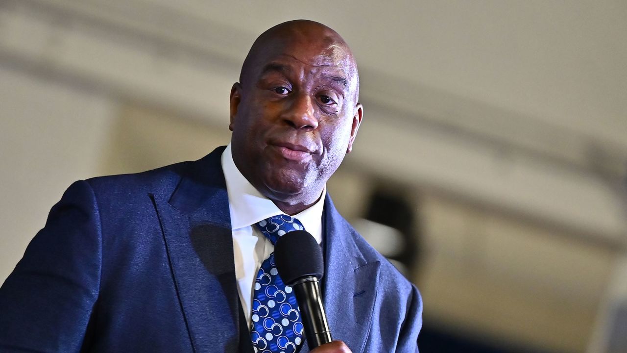 Earvin "Magic" Johnson, un apodo que describe la vida