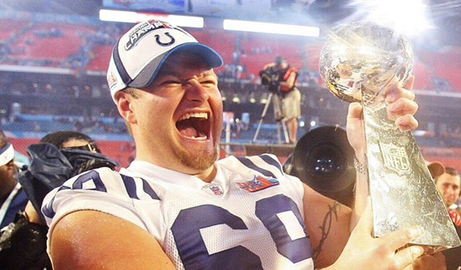 Muere Matt Ulrich, campeón con los Colts de la NFL