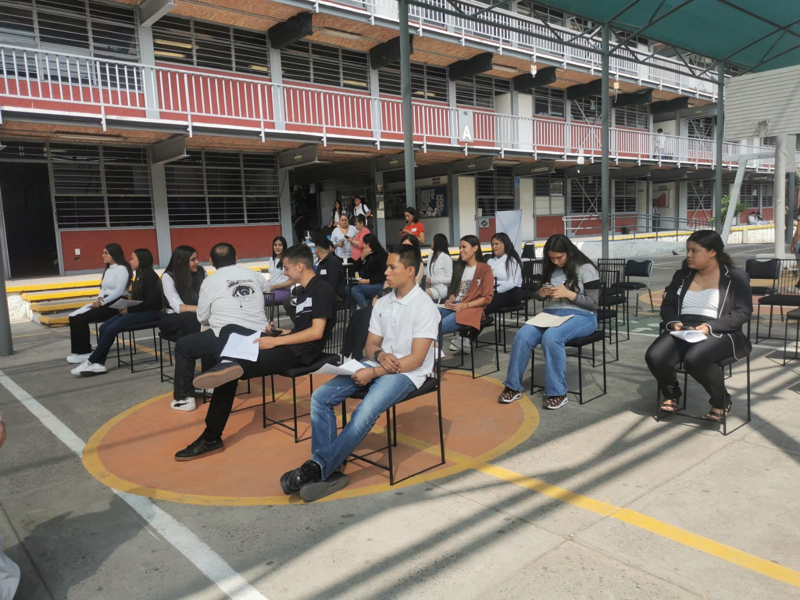 ¿Becas de hasta 12 mil pesos? Te contamos