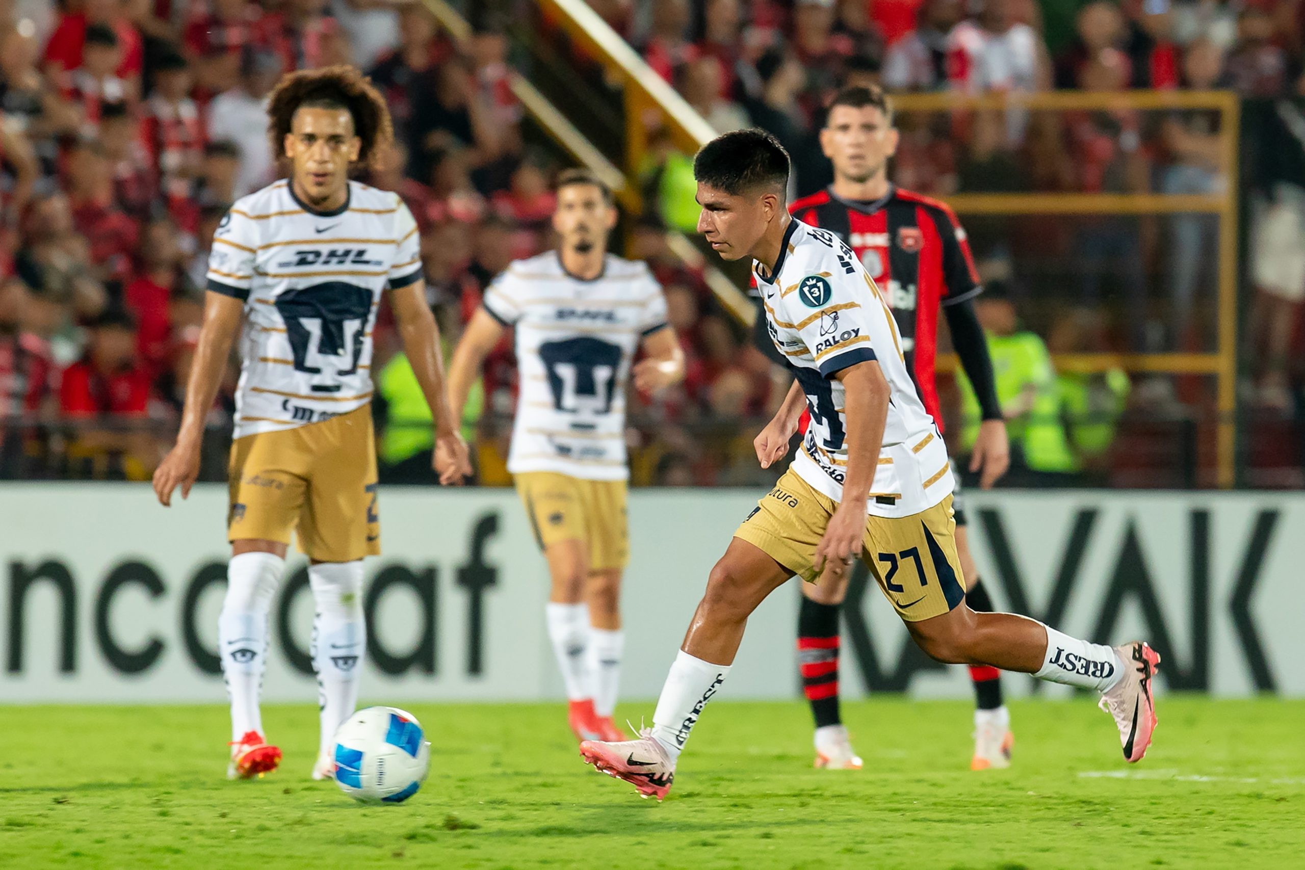 Pumas Avanza Con Muchas Dudas