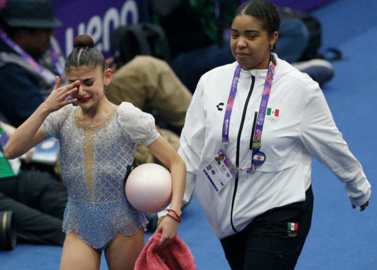 Ana Luisa Abraham da medalla de ORO a México en gimnasia rítmica en ASU2025