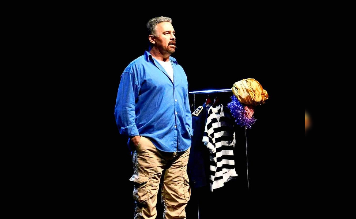 Ari Telch regresa al teatro con Demente