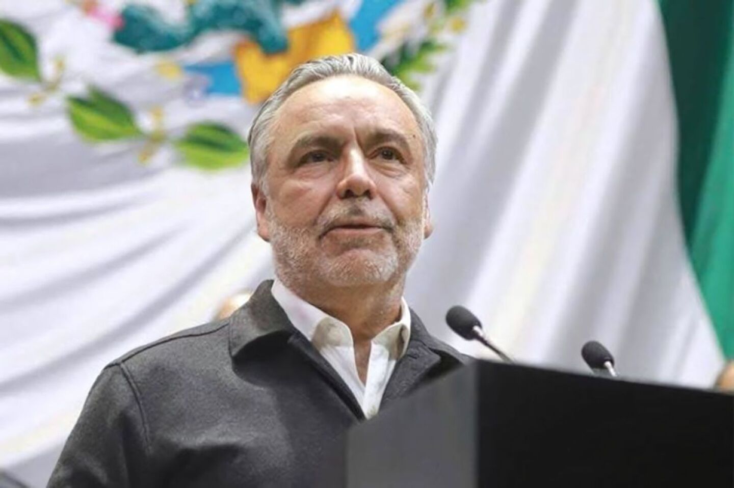 “Buscamos modificar la constitución para que ningún funcionario tenga ...